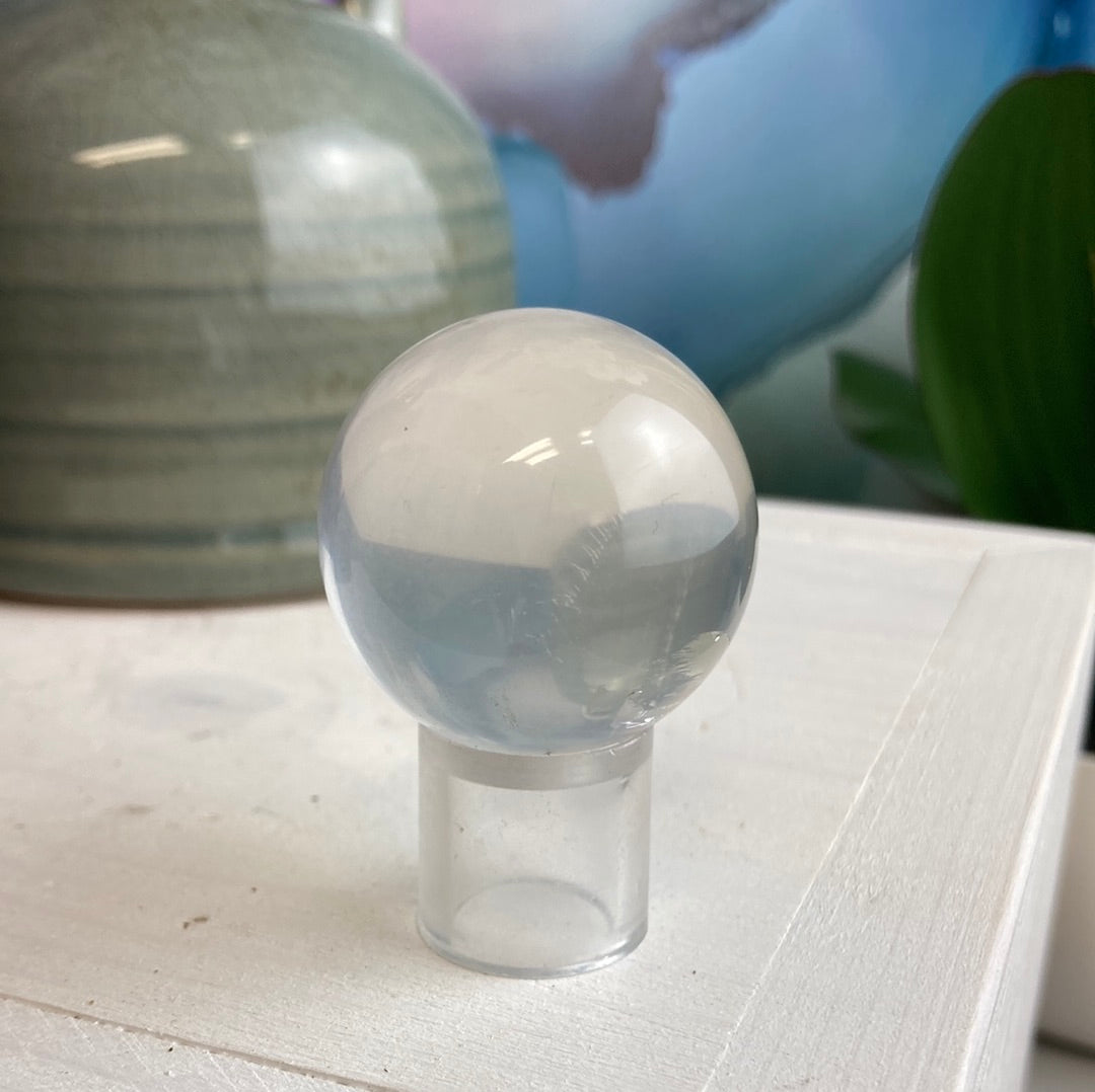 Star Clear Quartz Sphere 20-30mm – Crystal Joys